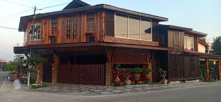 Homestay D'teratak Saujana - Tangkak