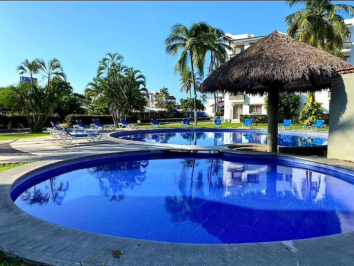 Depa En Manzanillo Con Alberca Y Acceso A Playa - Manzanillo