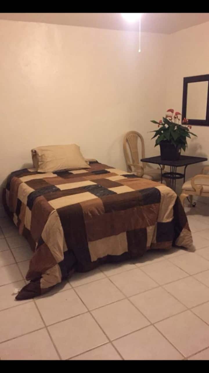 Bedroom #1 South Miami Cozy House - South Miami, FL