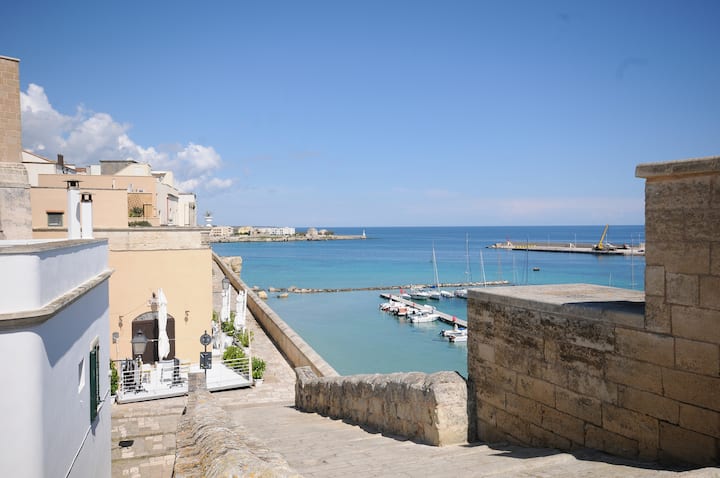 Appartamenti Porta Mare- Rosso Con Cortile Privato - Otranto
