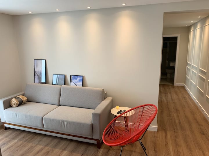 Apartamento No Centro Próximo Da Praia - Balneario Camboriú