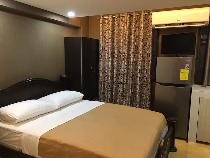 Studio+2 Single Rooms Near Sen. Gil Puyat - Manila