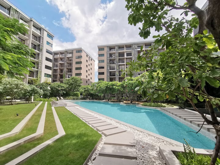 Sathorn Resort Style 2br+2bath Flat+pool&gym (Mo) - Thaiföld