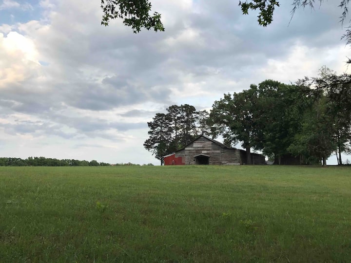 Barnyard Wedding/events Overnights On-site Rustic - Morrow Mountain State Park, Albemarle
