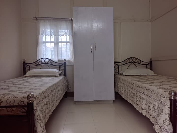 Shongsuk, Room 2 - Shillong