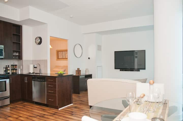 Spacious 1br Near St. Lawrence Market - Toronto, ON