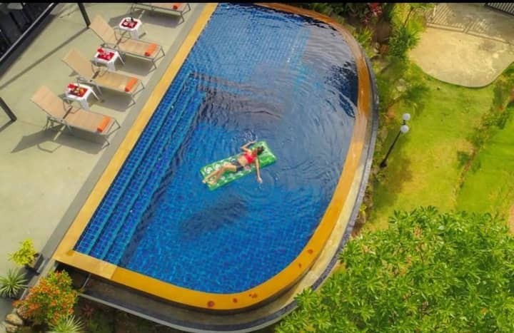 Tropical Escape 6br Duplex Villa With Private Pool - Phuket