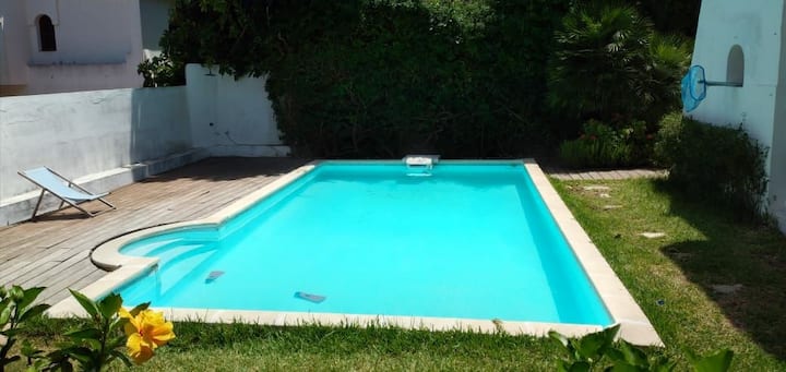 Villa 5 Chambres Avec Piscine Et Jardin - Tanger