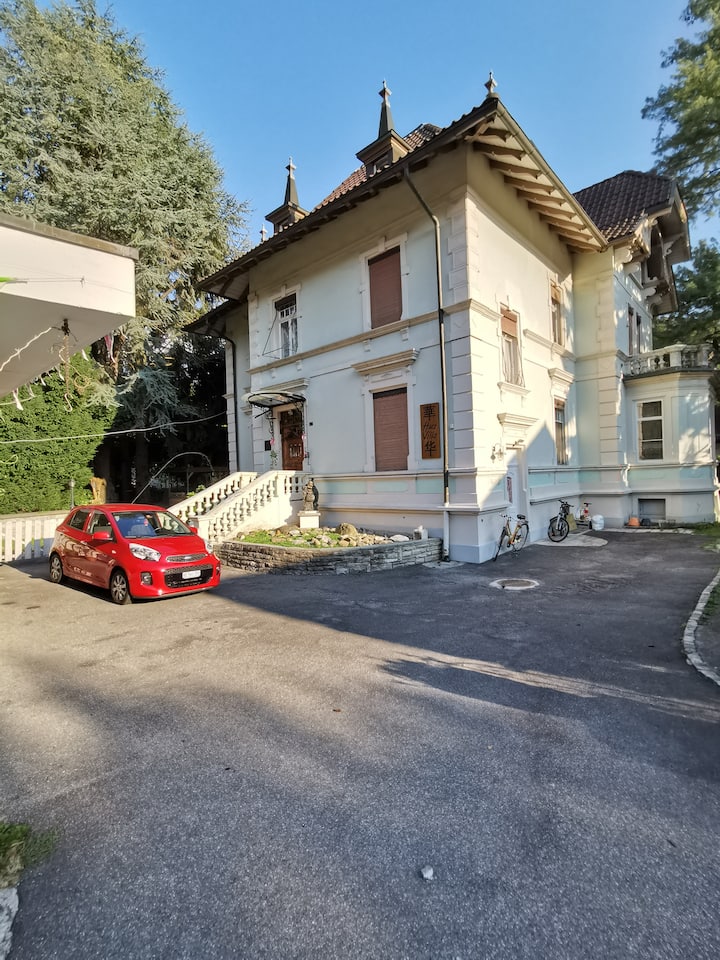 Historic House/private Room/double Bed/shared Bath - Interlaken