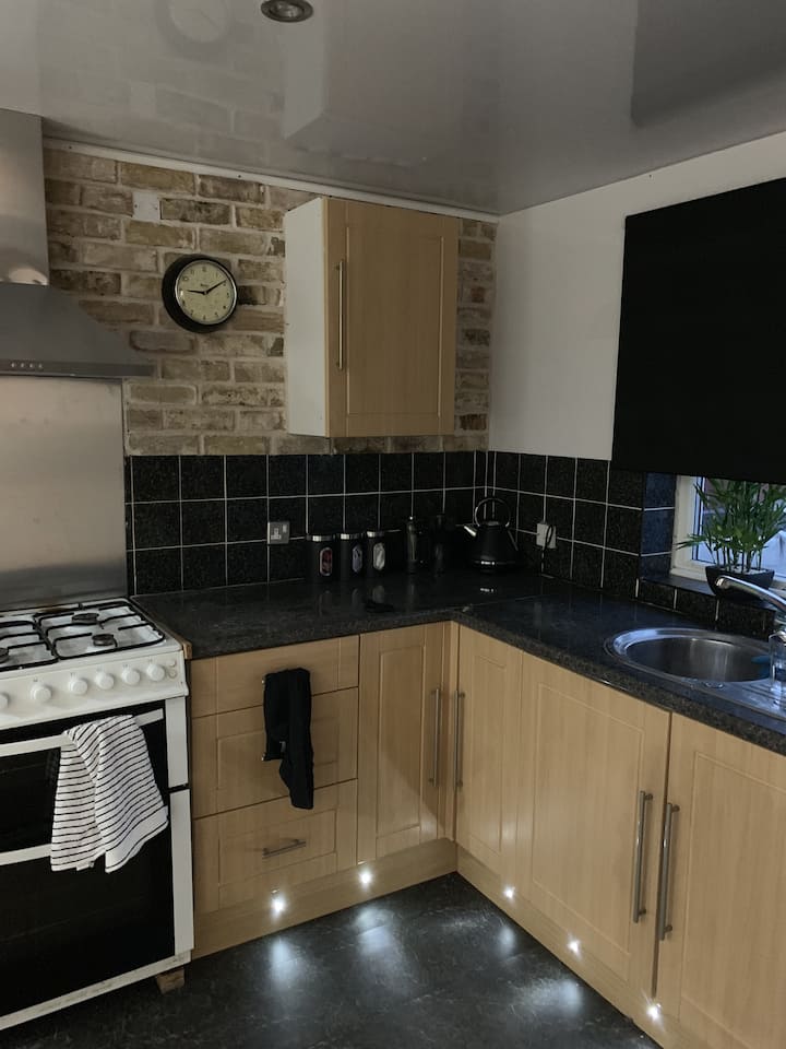 5 Bedrm Hse! Off Rd Parking & Ev! Nr City Centre! - Mánchester