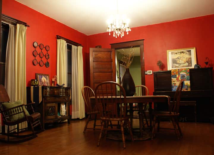 Spacious 1908 Home Near Downtown - Indianapolis, IN