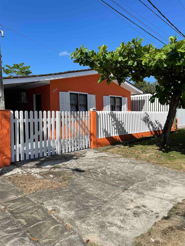 Casa Com Piscina Monções Pr
Praia De Leste Pr - Matinhos