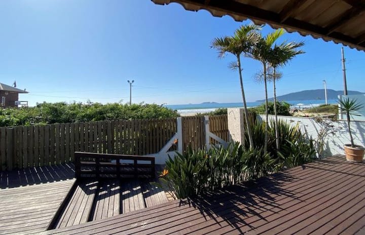 Apartamento Pé Na Areia - Florianópolis