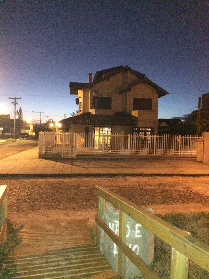 Um Paraíso à Beira Mar, De Xangri-lá - Xangri-lá