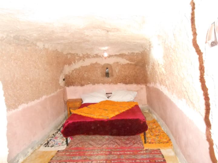 Chambre Troglodyte A Dades Chez La Famille. - Boumalne Dades