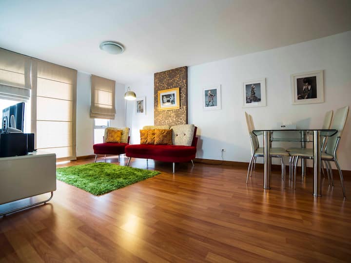 2br-airy,cosy In Thai Neighbourhood - Bangkok