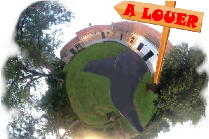 « Le Five » (Petite Ferme Isolée) - Saint-Amand-les-Eaux