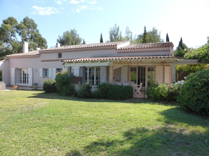Vaste Villa Au Calme Piscine Grand Jardin - Plage de Cavalière