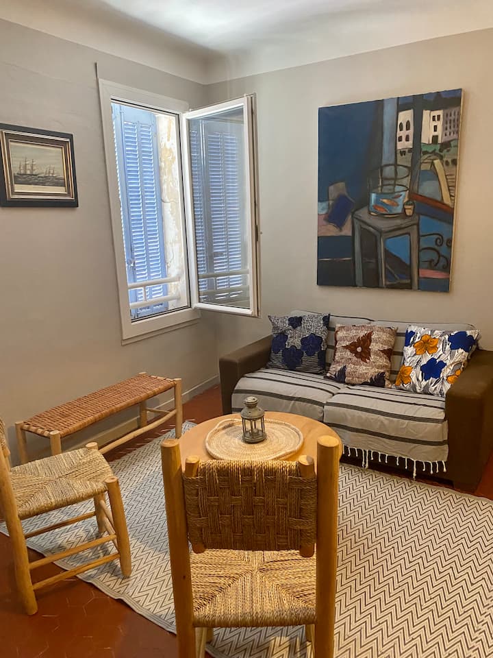 Grand Studio 37m2, Proche Du Port Et Des Plages - La Ciotat