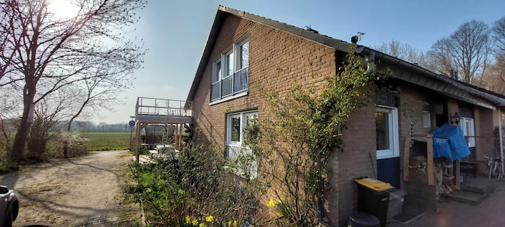 Familienhaus Mit Traumhaftem Ausblick Und Garten - Munster, Germany