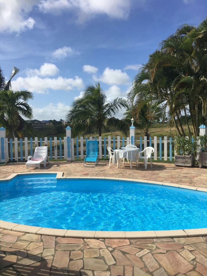 Locacaz, Villa Avec Piscine Privée - Guadeloupe