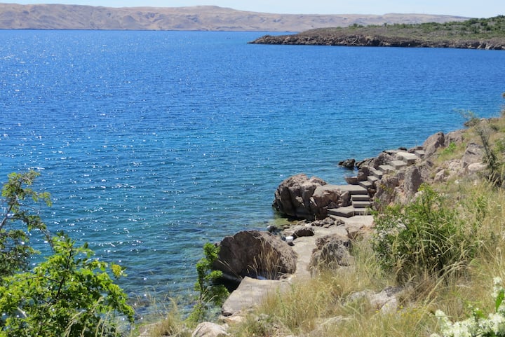 Mungos Apartment 3 - 2nd Floor, South Side - Karlobag