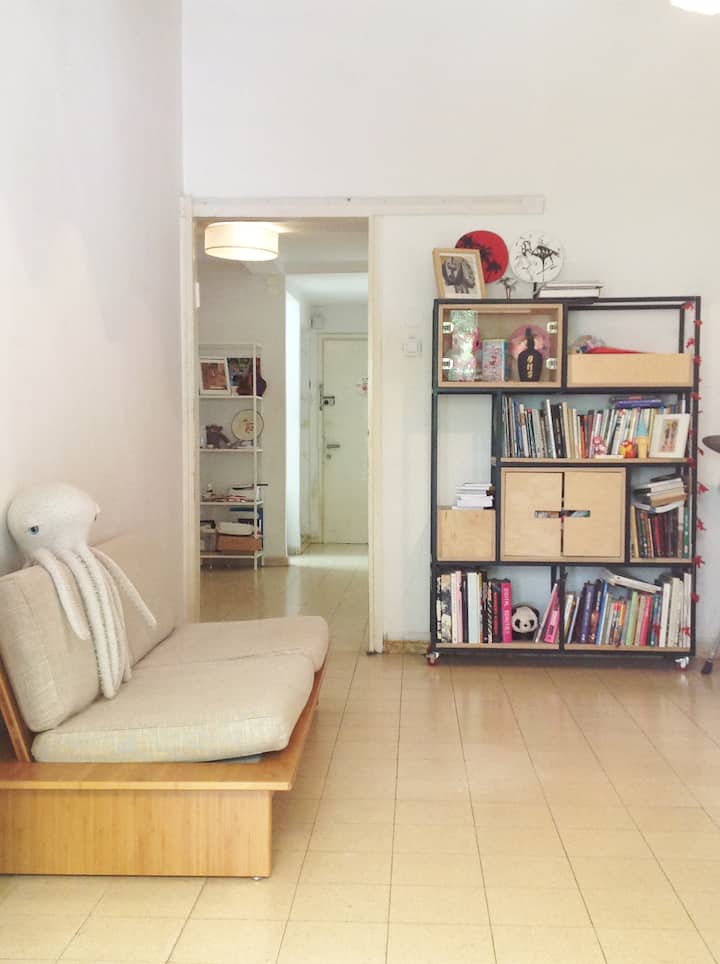 An Apartment In The Center Of Tel Aviv - Tel Aviv