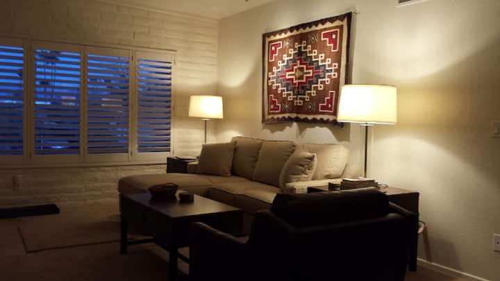 Midtown Pieds-à-terre: Navajo Suite - Tucson, AZ