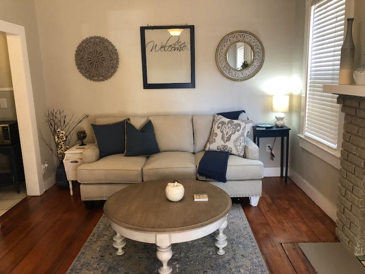 Downtown Dunedin Villa On Trail - Dunedin, FL