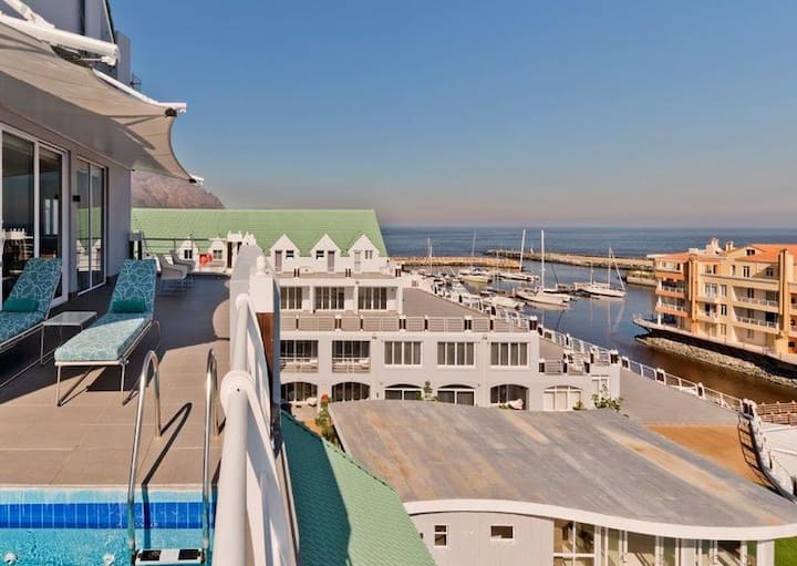 Krystal Beach Hotel - Family Duplex - Grabouw