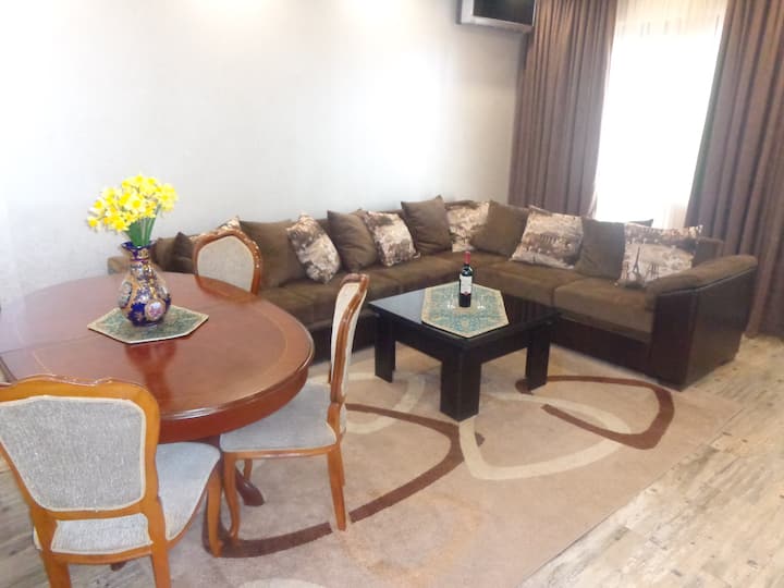 Apartment - Sea, Mountain And City View - 90 Sq M. - Batumi