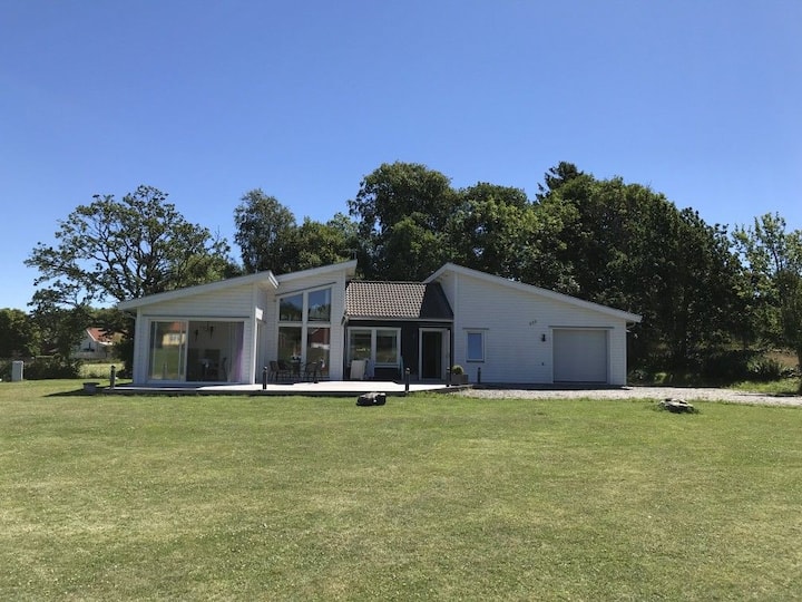 En Pärla På Natursköna Flatön - Lysekil