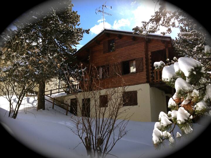 Véritable Chalet En Bois Au Centre De Font-romeu - Font-Romeu-Odeillo-Via