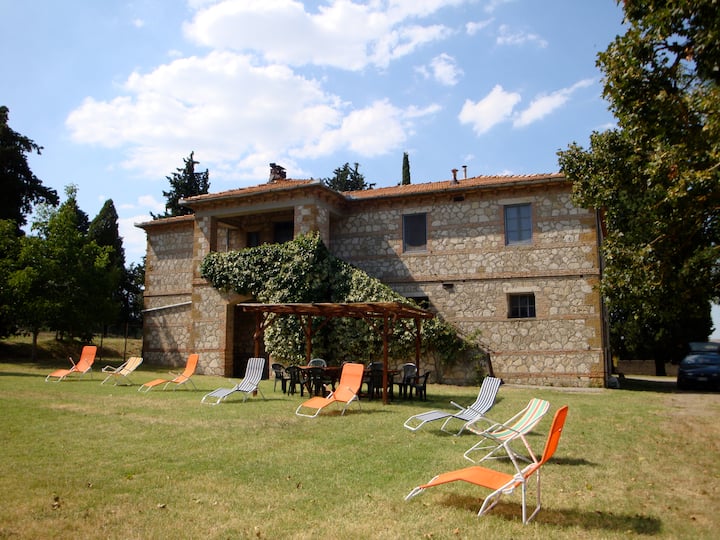 Typical Big Tuscan Farmhouse, Pool Is Shared - Tuscany