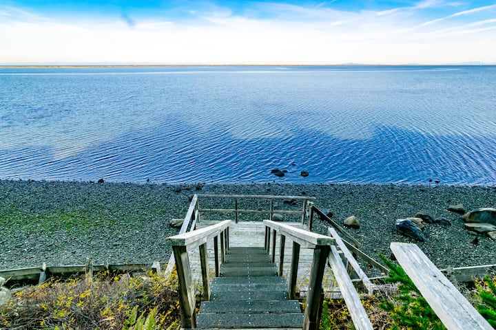 Pvt Beach, Kayaks, Bbq, Firepit, Games, Hdtv (#4) - Sequim, WA