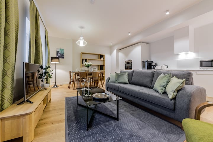 Stylish 2 Bedrooms In Tallinn City Center - Tallinn