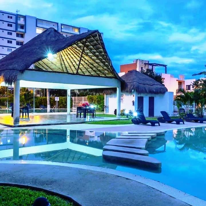 Hermoso Apartamento Piscina, Céntrico, áRea Libre. - Cancún
