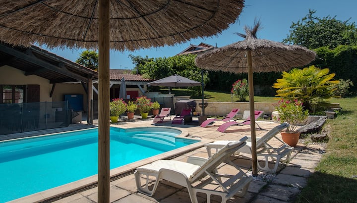 Gite Spacieux De 410 M², Piscine Chauffée, Jacuzzi - Lot-et-Garonne