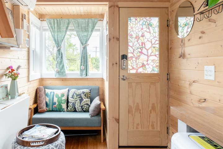 Captivating Tiny Home With Views In Mt Washington - Los Angeles, CA