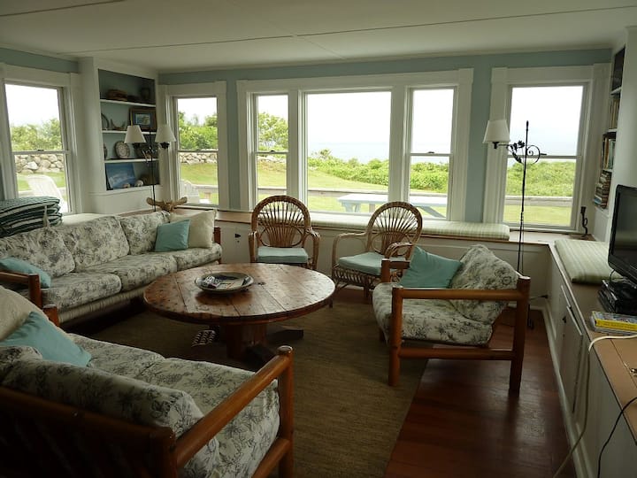 Secluded Oceanfront, Up To 8 People. - Martha's Vineyard, MA