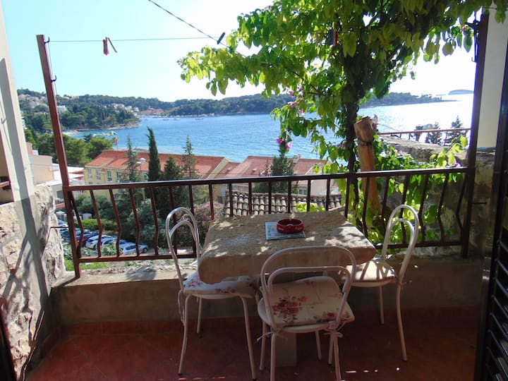 Epi. Beach 2+1 Apartment, 1st Floor - Cavtat