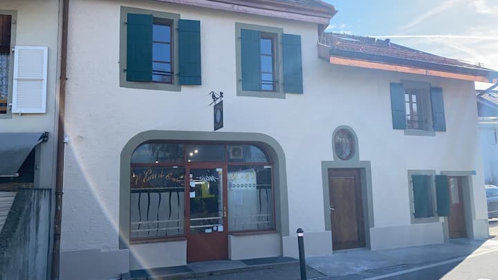 Café De L'ecu - Saint-Julien-en-Genevois