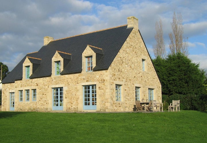 Grande Maison De Charme Sur Très Grand Terrain - Carnac