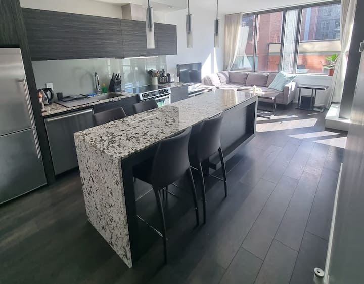 Modern 1+den Downtown To. Free Parking - Toronto