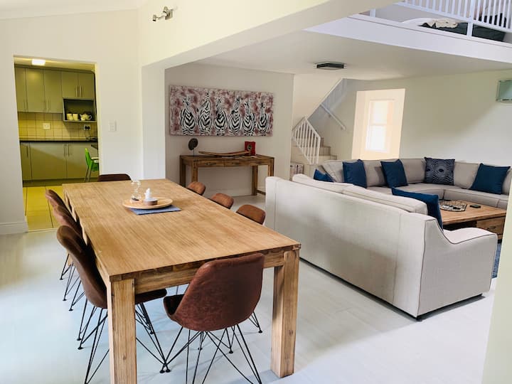 Riverside Cottage On Reservoir - Franschhoek