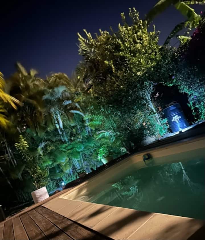 Villa T4 Conf+, Jacuzzi & Piscine - Martinique