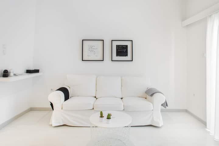 The Little White Flat In Athens - Atenas