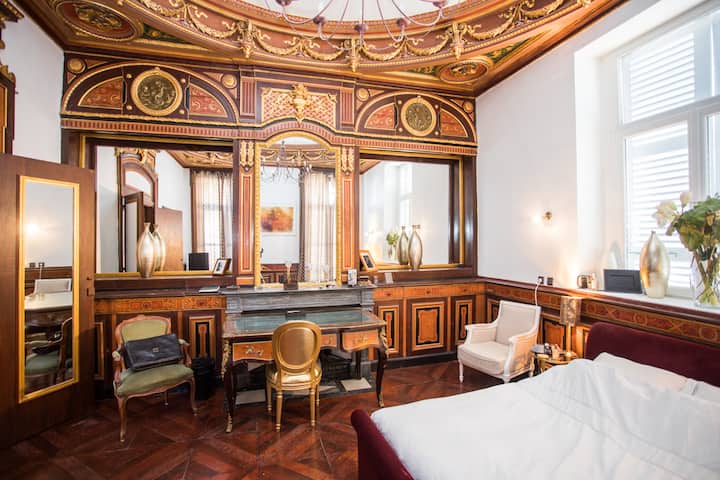 Montélimar , Le Parc Chabaud, Centre Ville - Montélimar