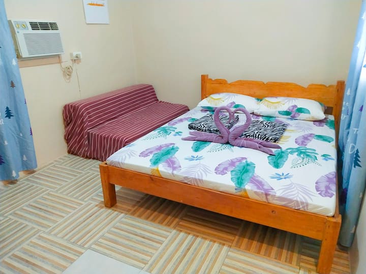 Sommer's Hill - Comfy Room 5 - El Nido, Philippines