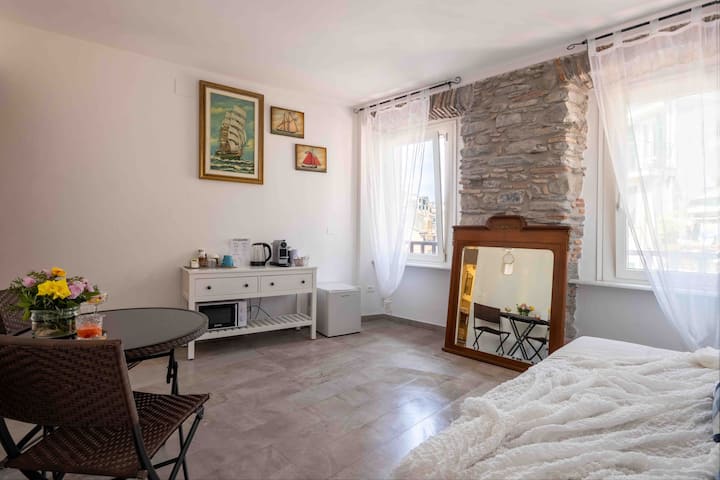 Eva's Rooms  Open Space - Vernazza